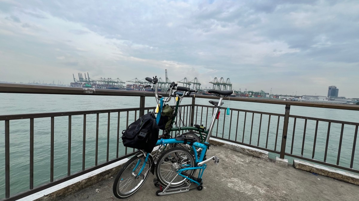 A jaunt to Labrador Jetty | Bromptoneering or bust